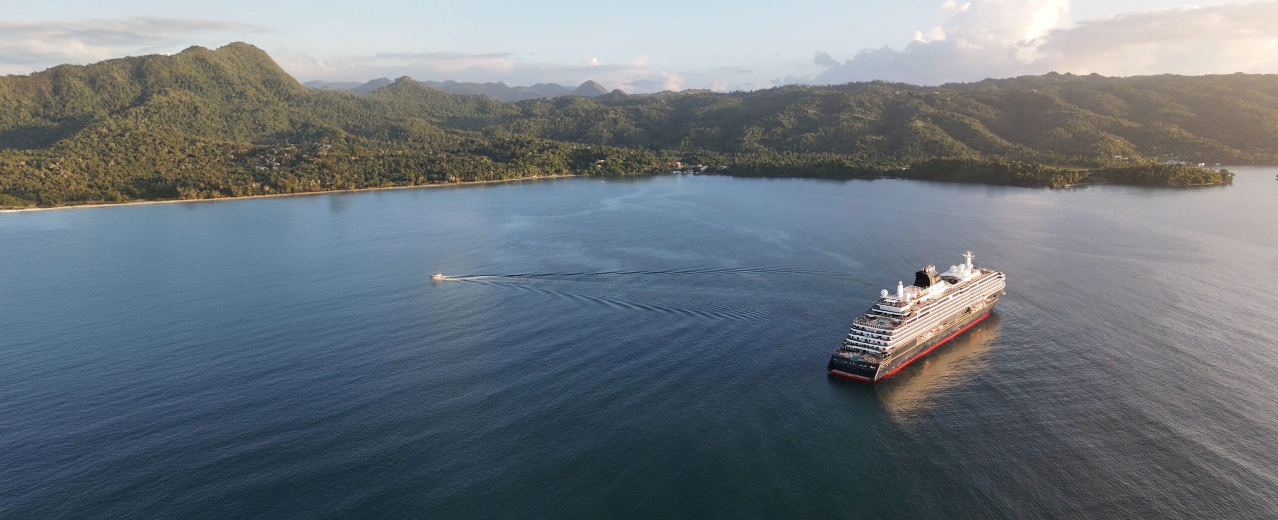 エクスプローラ ジャーニーの客船 | IMA Explora Journeys 正規特約店